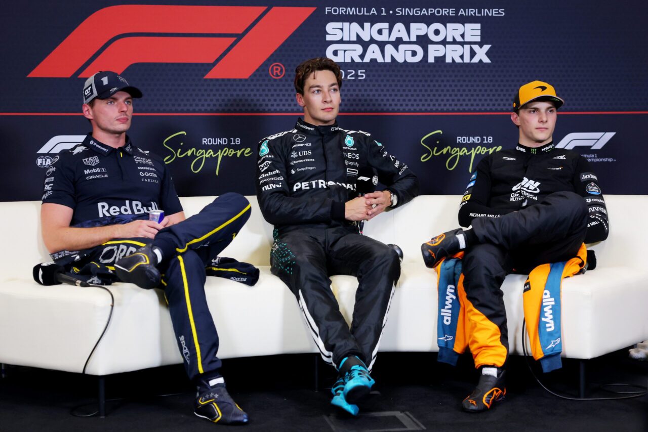 Mercedes ziet sterke start van rivalen Red Bull en Haas tijdens opening ...